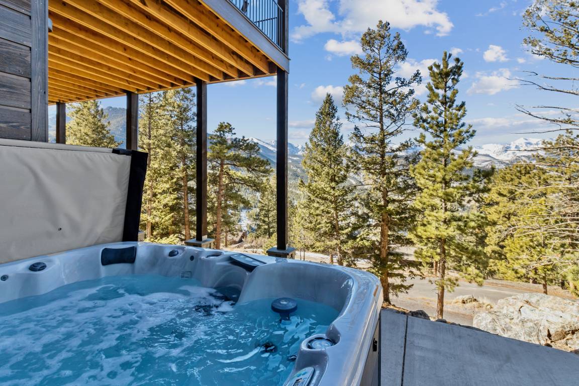 353 M² House ∙ 5 Bedrooms ∙ 10 Guests - Estes Park, CO