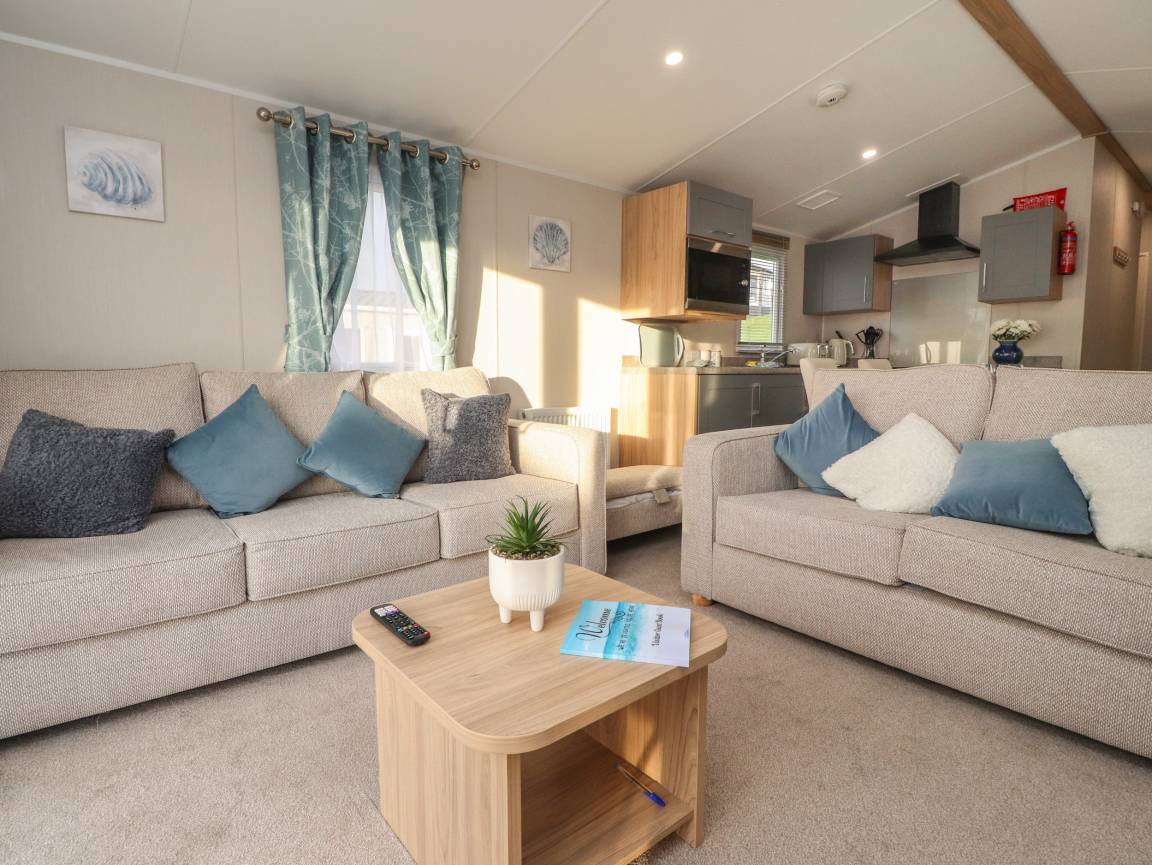 Cottage ∙ 3 Bedrooms ∙ 6 Guests - Morecambe