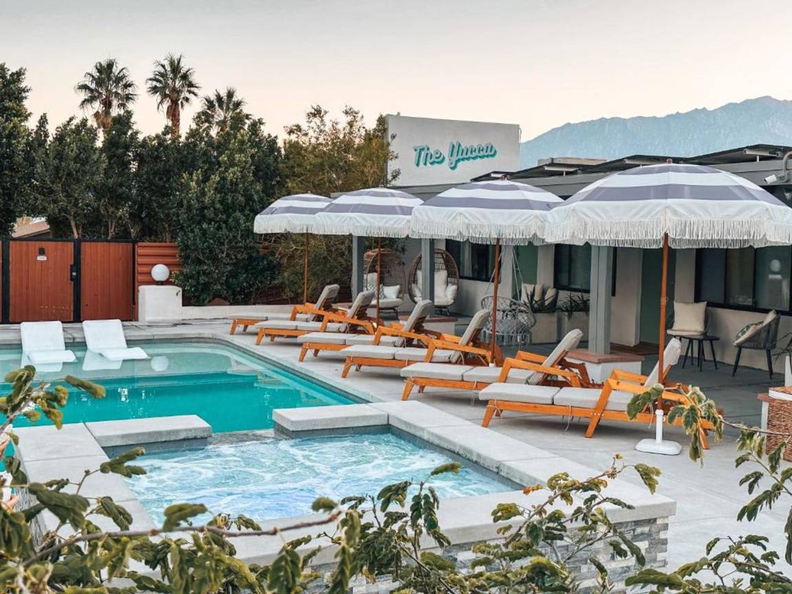 Apartment ∙ 8 Bedrooms ∙ 16 Guests - Desert Hot Springs, CA