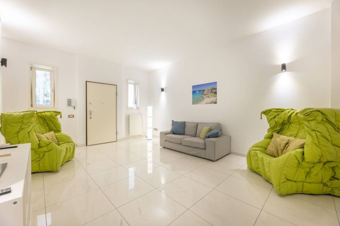 140 M² Apartment ∙ 2 Bedrooms ∙ 4 Guests - Gallipoli
