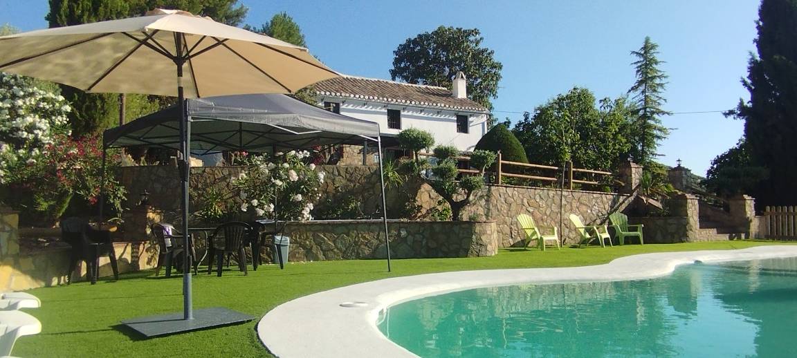 300 M² Casa ∙ 5 Habitaciones ∙ 14 Huéspedes - Priego de Córdoba
