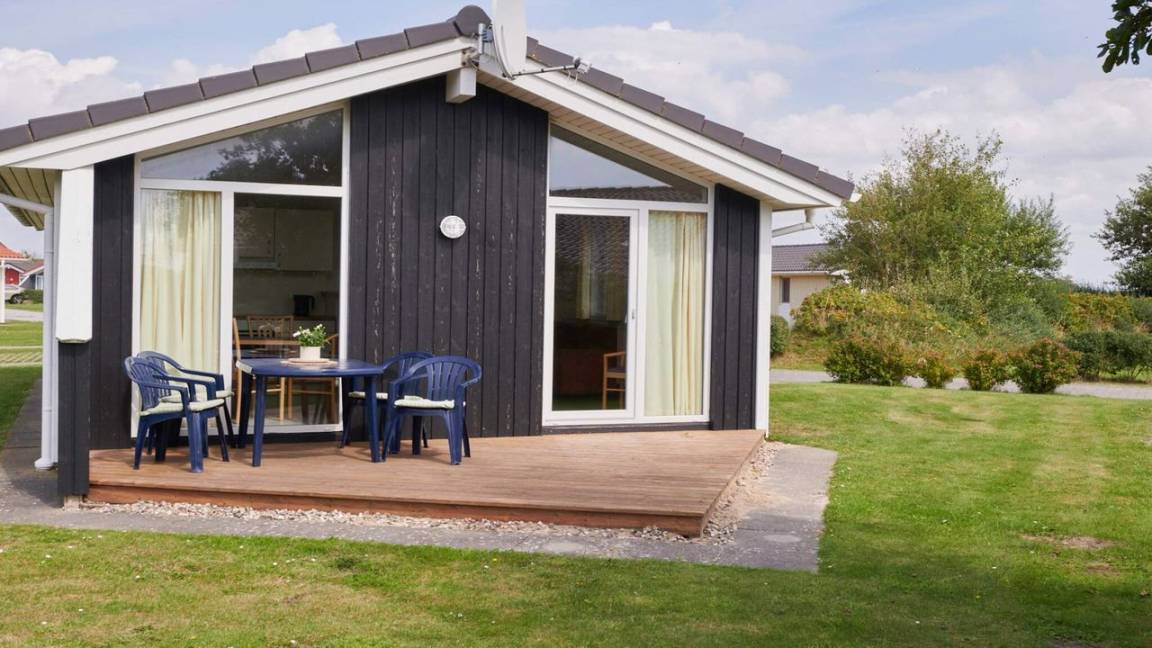 52 M² Ferienhaus ∙ 2 Schlafzimmer ∙ 4 Gäste - Friedrichskoog