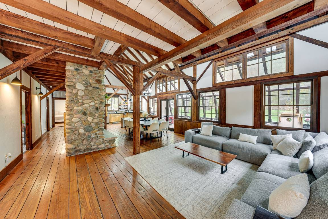 325 M² House ∙ 3 Bedrooms ∙ 10 Guests - Lake Geneva, WI