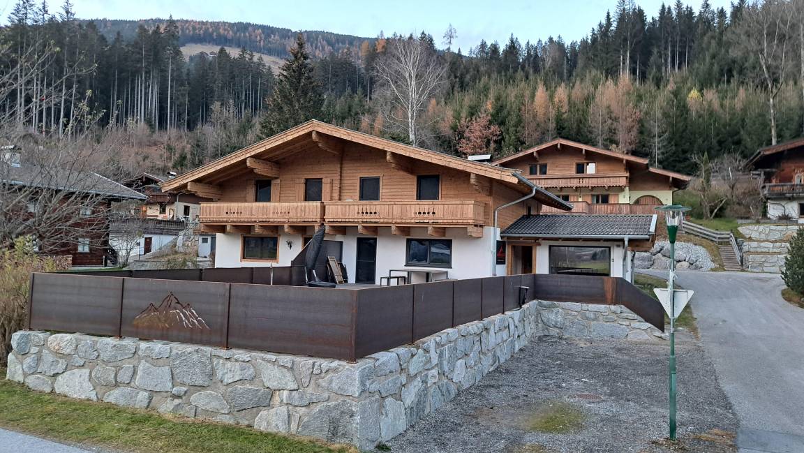 160 M² Ferienhaus ∙ 4 Schlafzimmer ∙ 10 Gäste - Mittersill