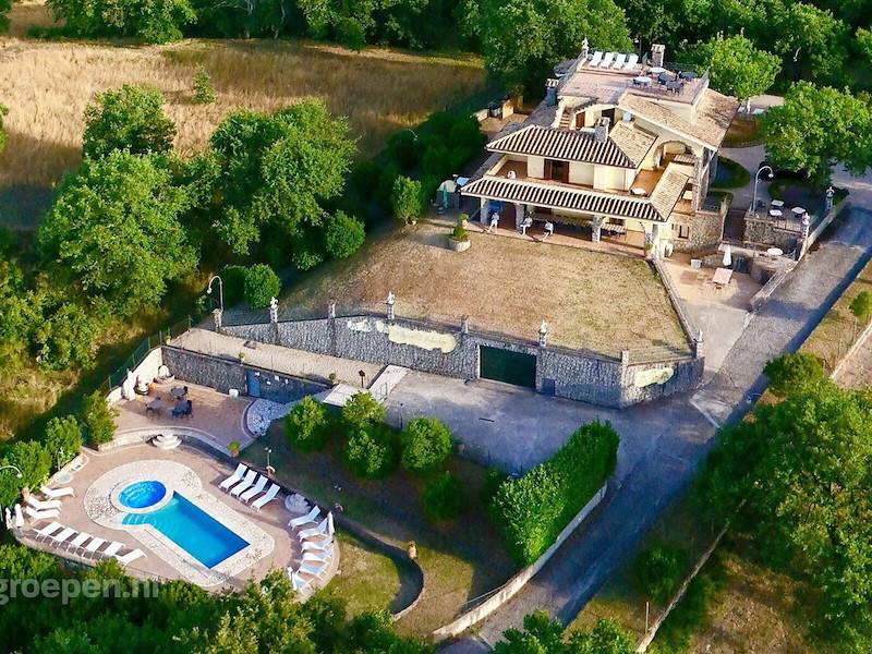 Ferienhaus ∙ 10 Schlafzimmer ∙ 22 Gäste - Montefiascone