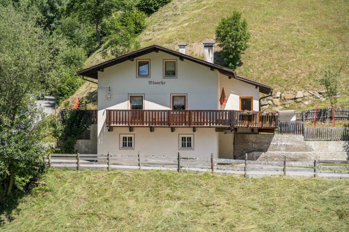 110 M² Ferienhaus ∙ 4 Schlafzimmer ∙ 8 Gäste - Ridnaun