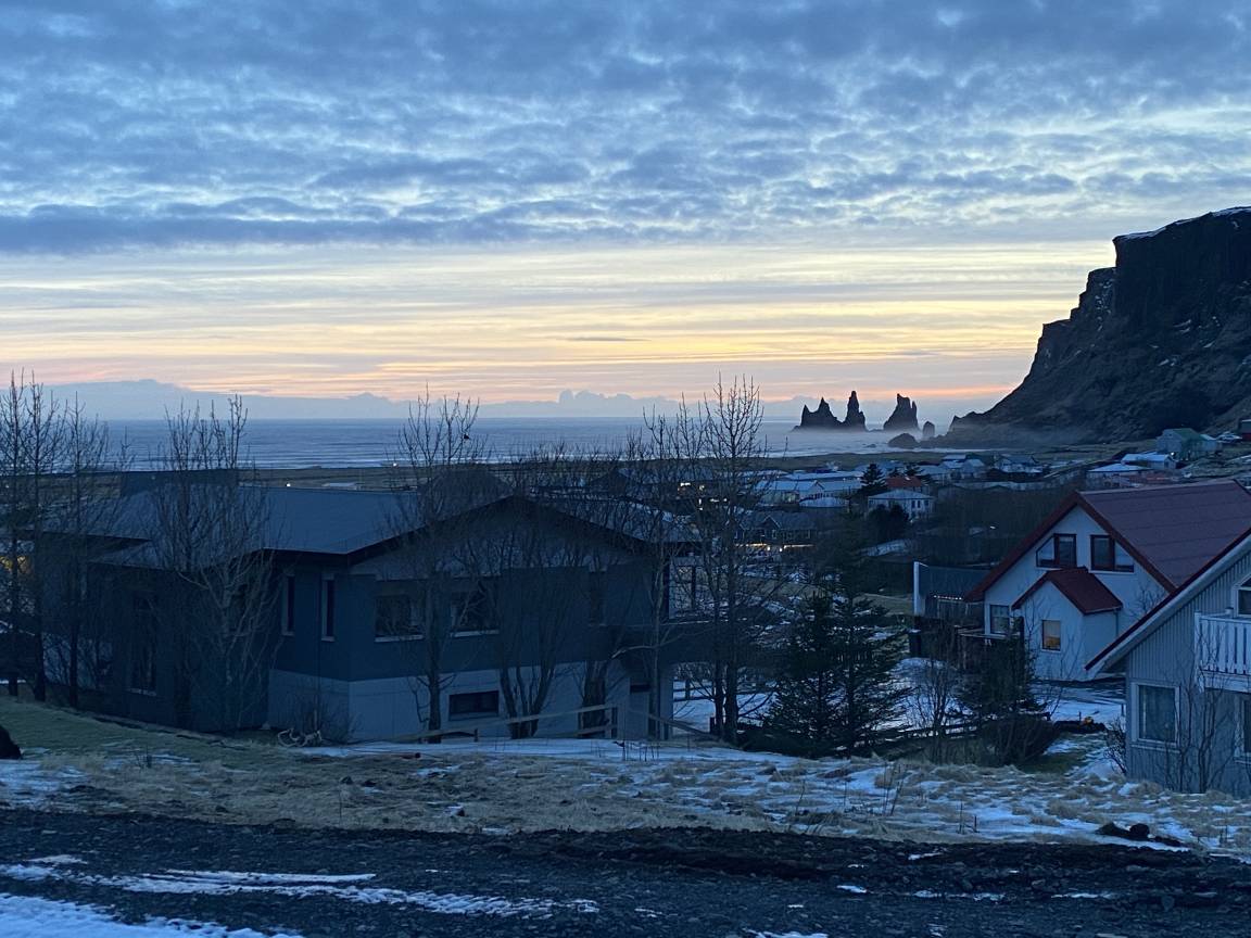 60 M² Apartment ∙ 2 Bedrooms ∙ 6 Guests - Vik