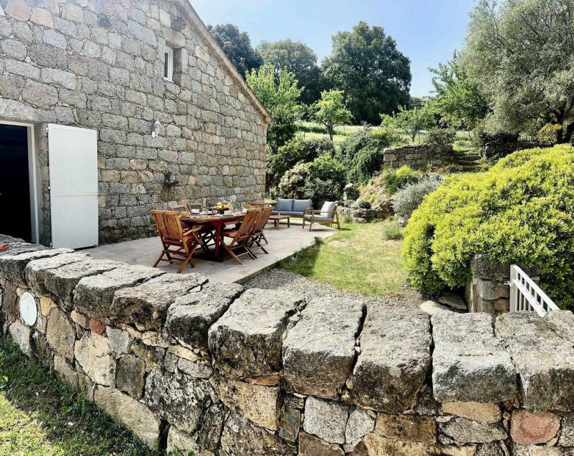 95 M² Gîte ∙ 3 Chambres ∙ 6 Personnes - Corse-du-Sud