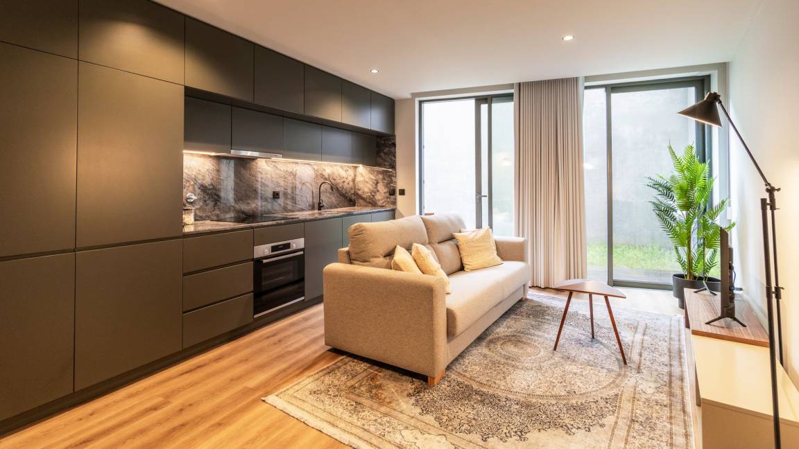 77 M² Apartamento ∙ 1 Quarto ∙ 4 Hóspedes - Canidelo