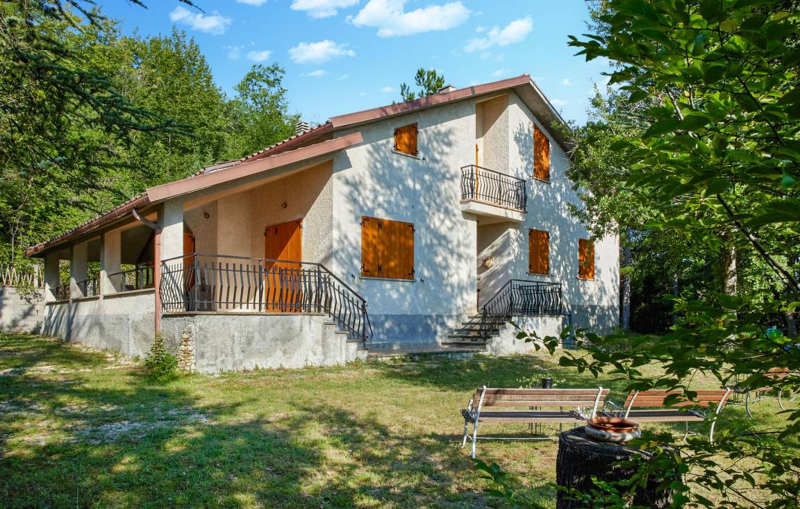 140 M² House ∙ 4 Bedrooms ∙ 10 Guests - Ascoli Piceno