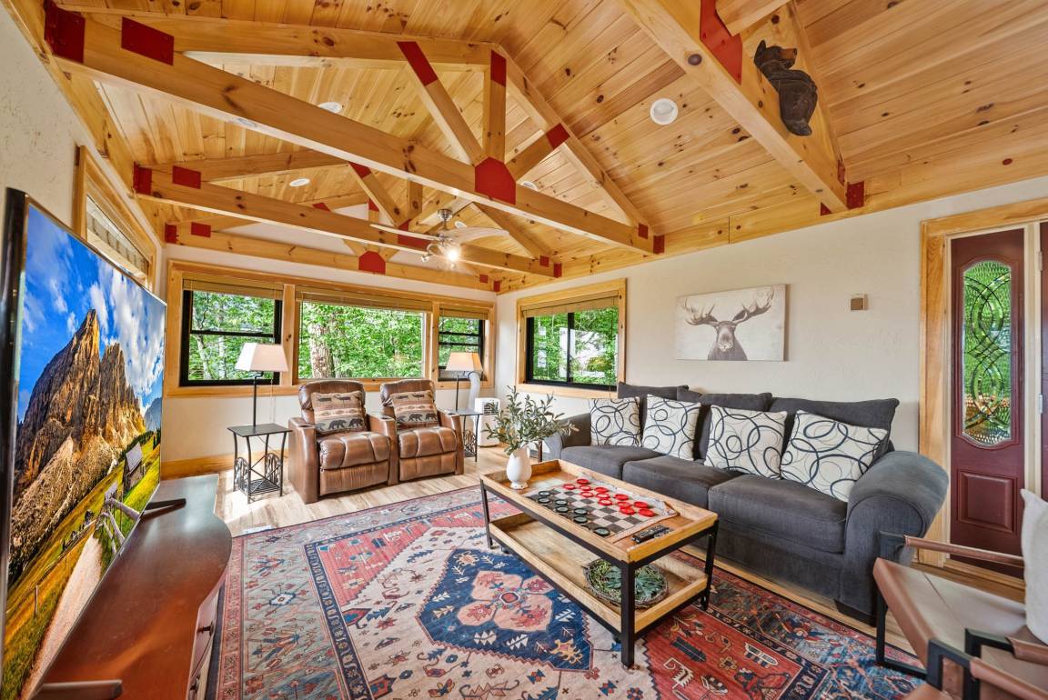 166 M² Condo ∙ 2 Bedrooms ∙ 8 Guests - Sugar Mountain, NC