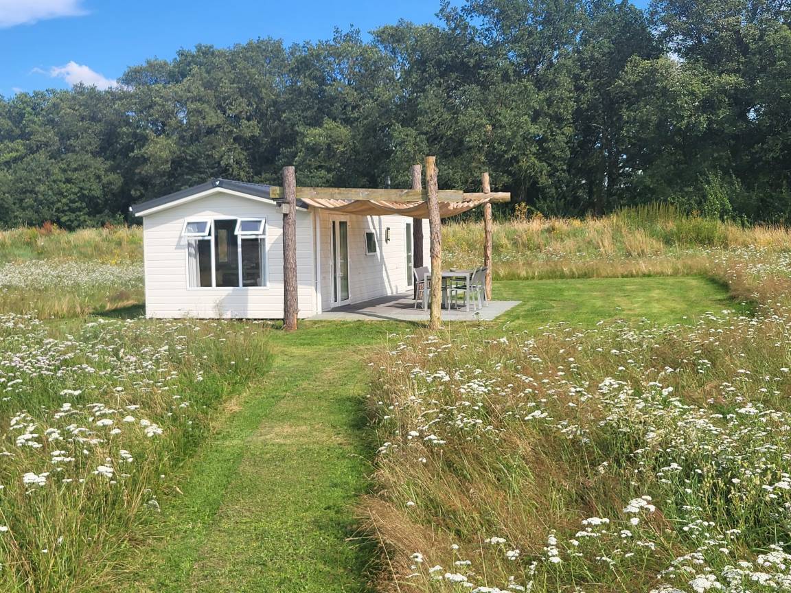 38 M² Chalet ∙ 2 Habitaciones ∙ 4 Huéspedes - Roermond