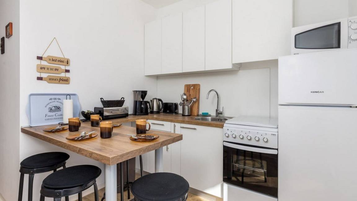 30 M² Ferienwohnung ∙ 2 Schlafzimmer ∙ 4 Gäste - Karlobag