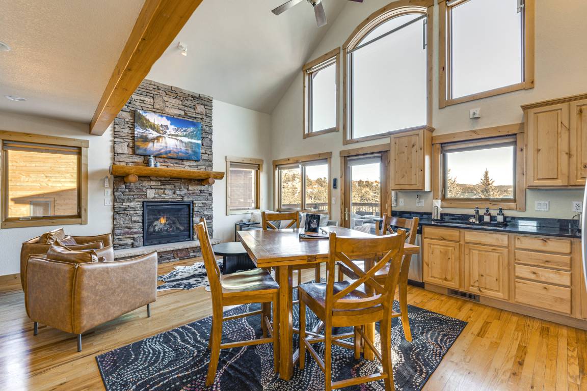 136 M² House ∙ 3 Bedrooms ∙ 6 Guests - Estes Park, CO