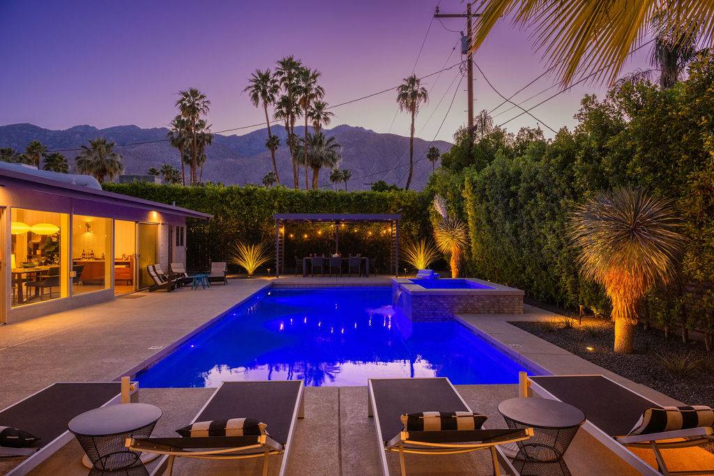 House ∙ 3 Bedrooms ∙ 8 Guests - Palm Springs, CA