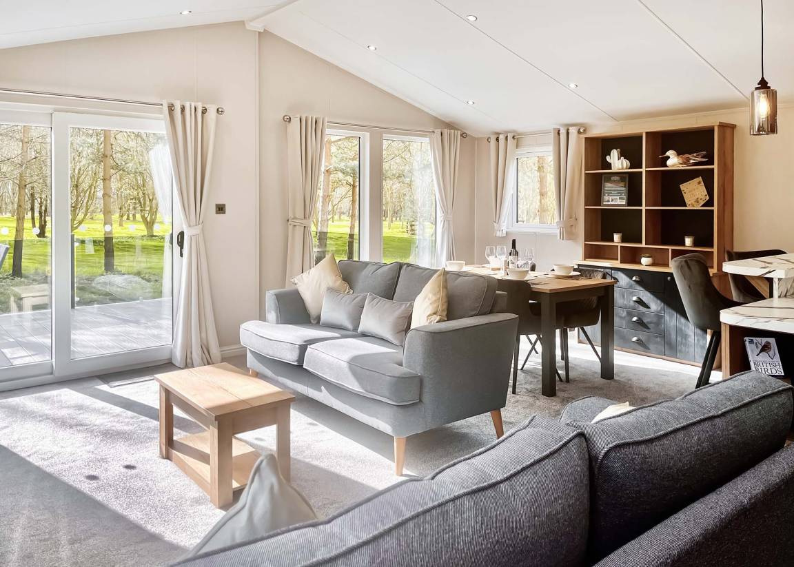 Chalet ∙ 2 Bedrooms ∙ 4 Guests - Gloucestershire