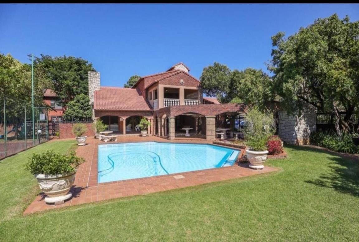 150 M² Appartement ∙ 3 Chambres ∙ 6 Personnes - Sandton