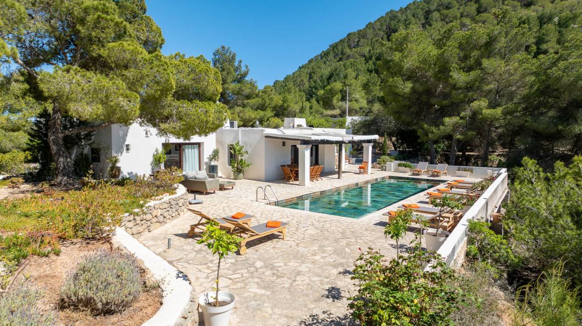 210 M² Villa ∙ 6 Habitaciones ∙ 14 Huéspedes - Sa Talaia