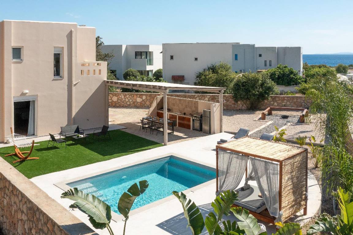 115 M² House ∙ 2 Bedrooms ∙ 5 Guests - Lindos