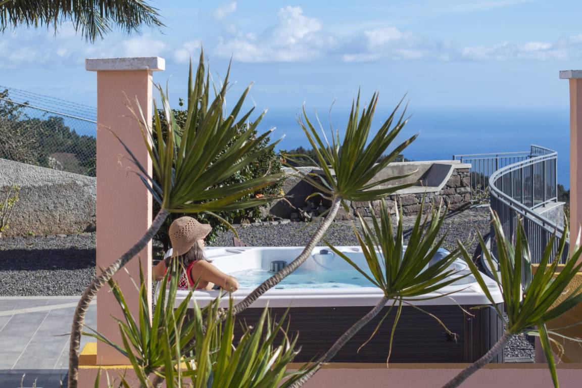 121 M² Huis ∙ 3 Slaapkamers ∙ 6 Gasten - Madeira