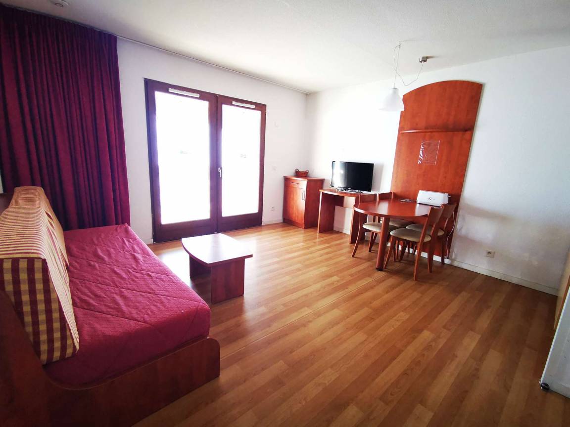 28 M² Studio ∙ 1 Slaapkamer ∙ 4 Gasten - Barèges