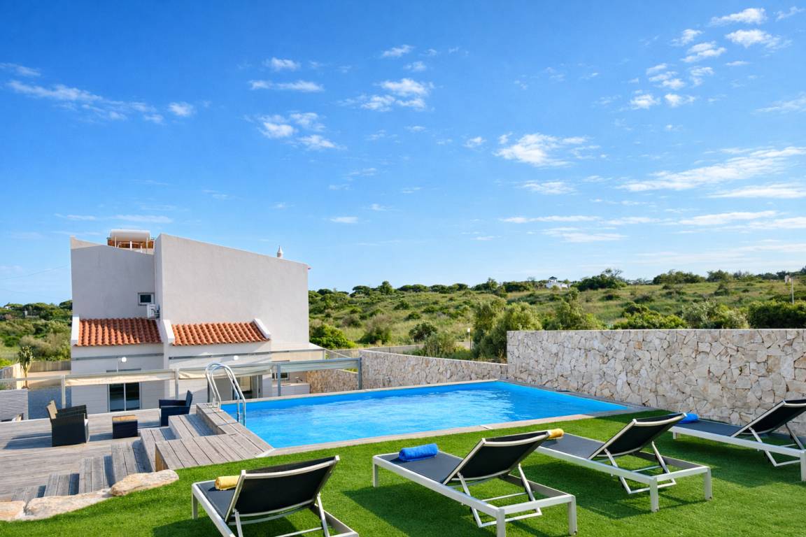 300 M² Villa ∙ 5 Chambres ∙ 10 Personnes - Quarteira