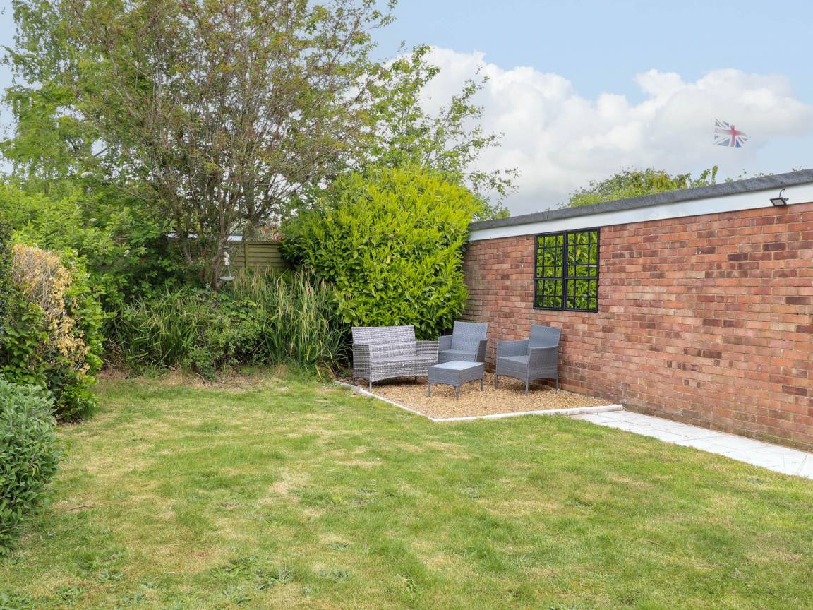 Cottage ∙ 2 Bedrooms ∙ 4 Guests - Snettisham