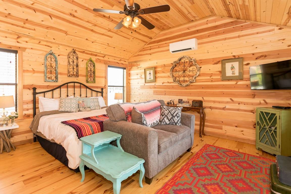 48 M² Cabin ∙ 1 Bedroom ∙ 2 Guests - Fredericksburg, TX
