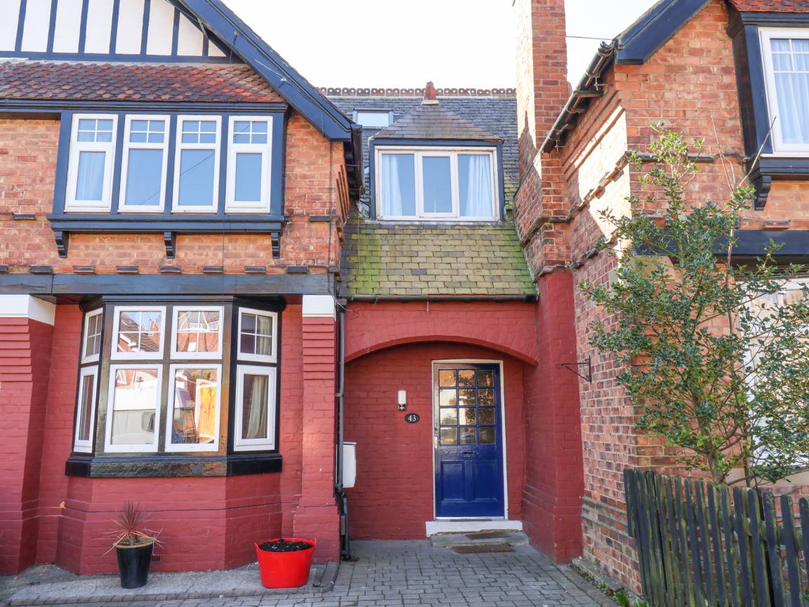 Cottage ∙ 3 Bedrooms ∙ 5 Guests - Whitby