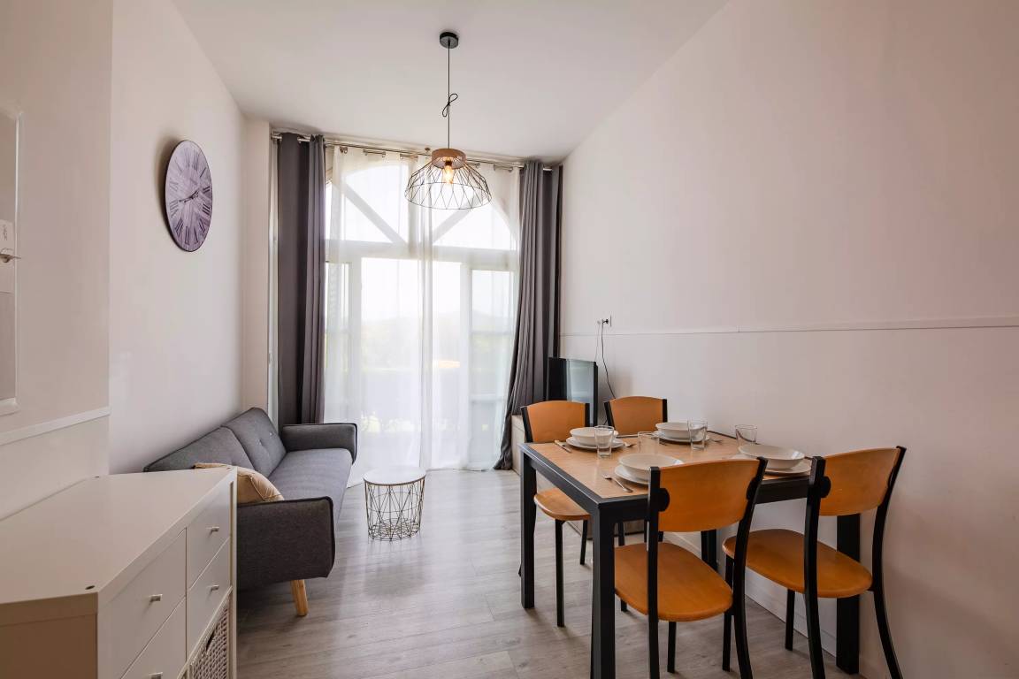 30 M² Appartement ∙ 2 Chambres ∙ 6 Personnes - Agay