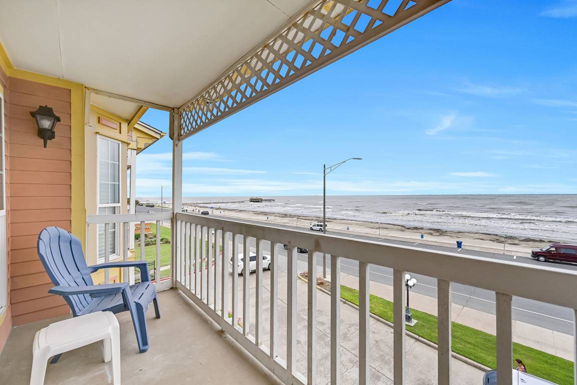 70 M² House ∙ 1 Bedroom ∙ 8 Guests - Galveston, TX