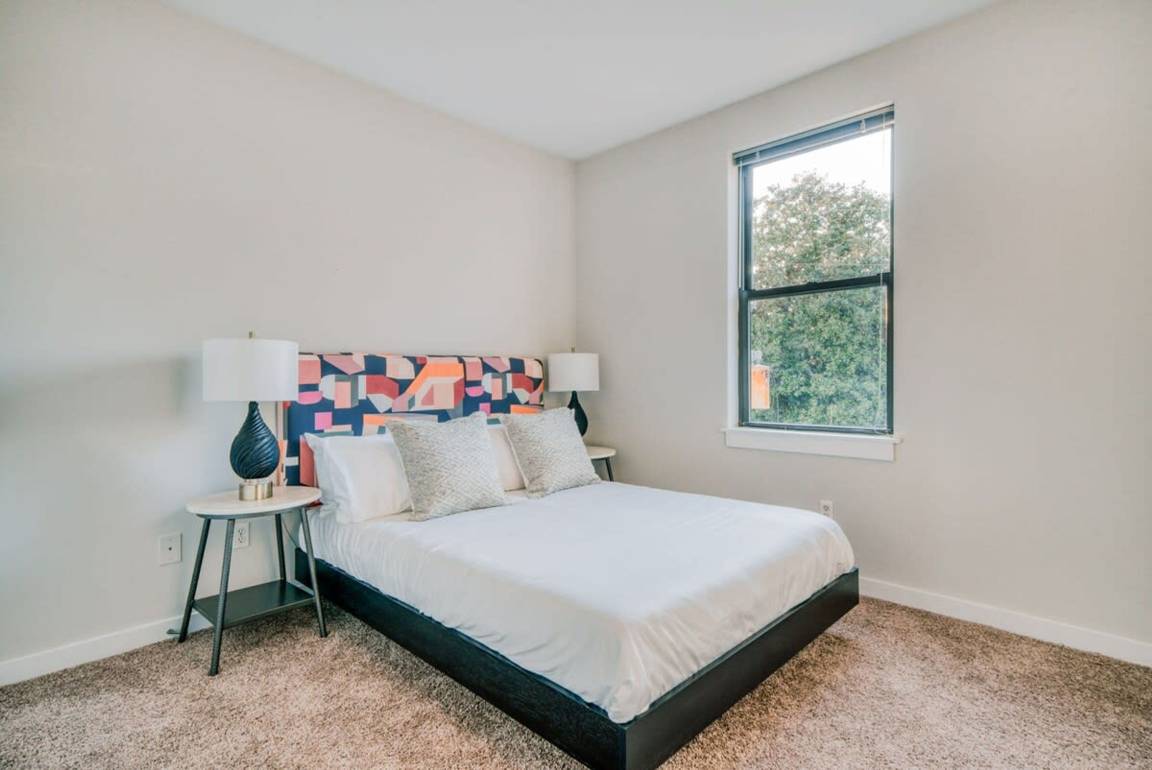 Apartment ∙ 1 Bedroom ∙ 4 Guests - Nashville, TN