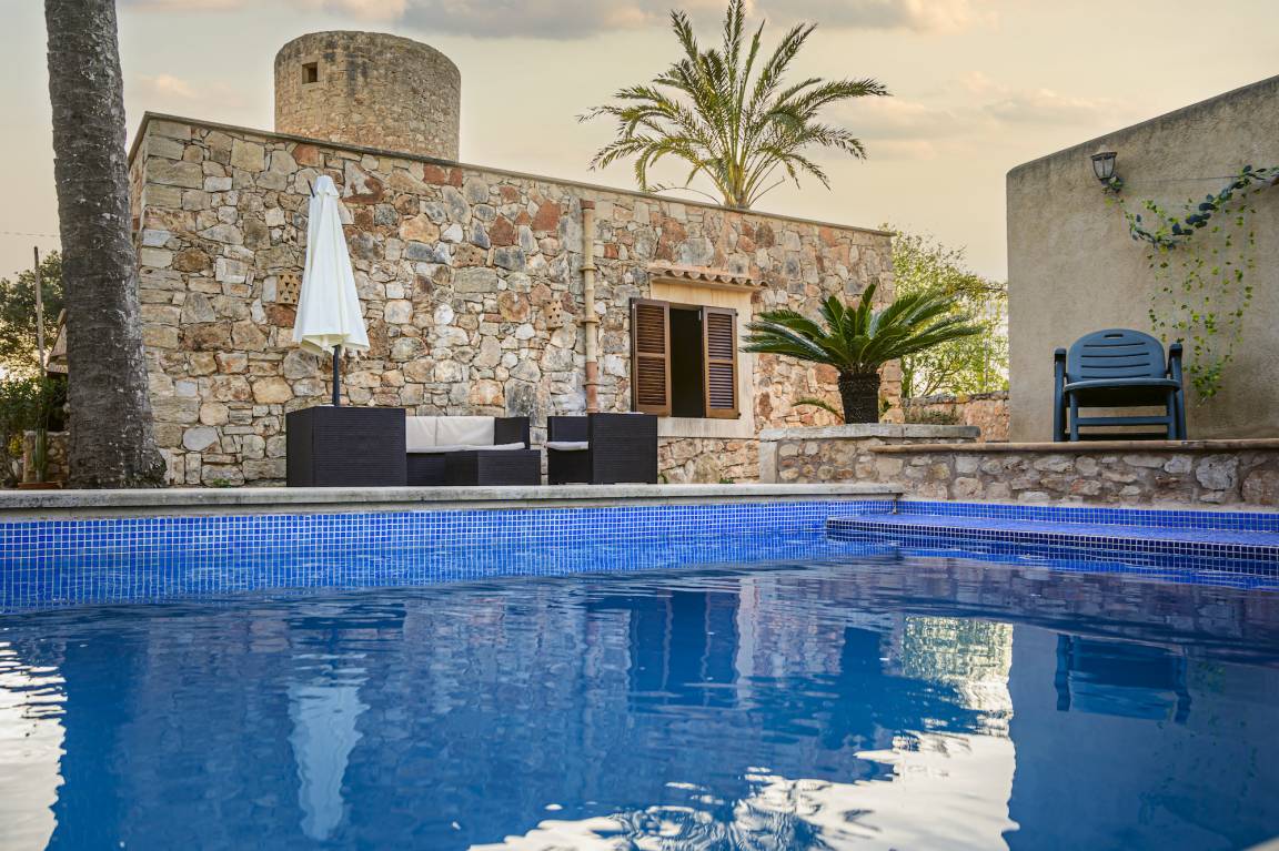 140 M² Casa ∙ 3 Habitaciones ∙ 6 Huéspedes - Cala Llombards