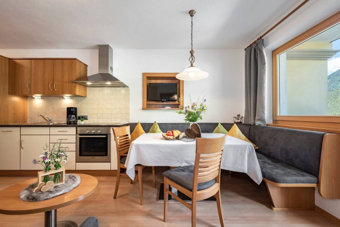 54 M² Appartamento Vacanza ∙ 1 Camera Da Letto ∙ 6 Ospiti - Valle Aurina