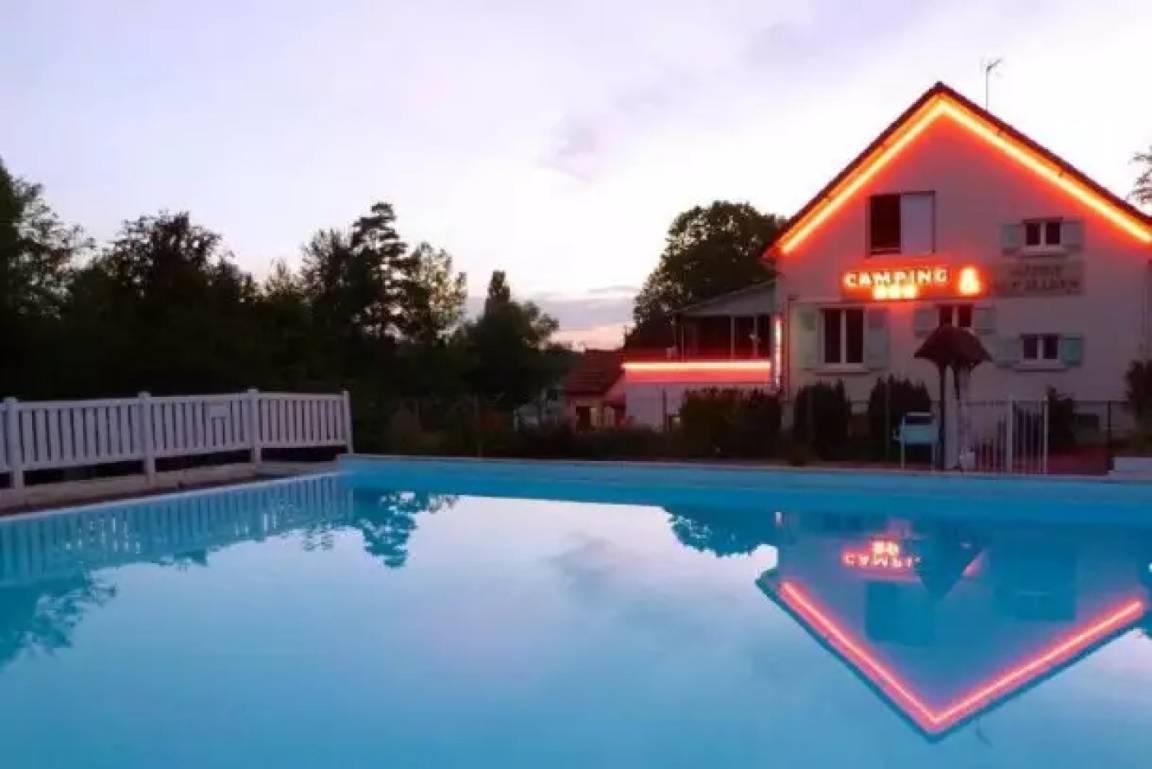 23 M² Camping ∙ 2 Chambres ∙ 4 Personnes - Nièvre