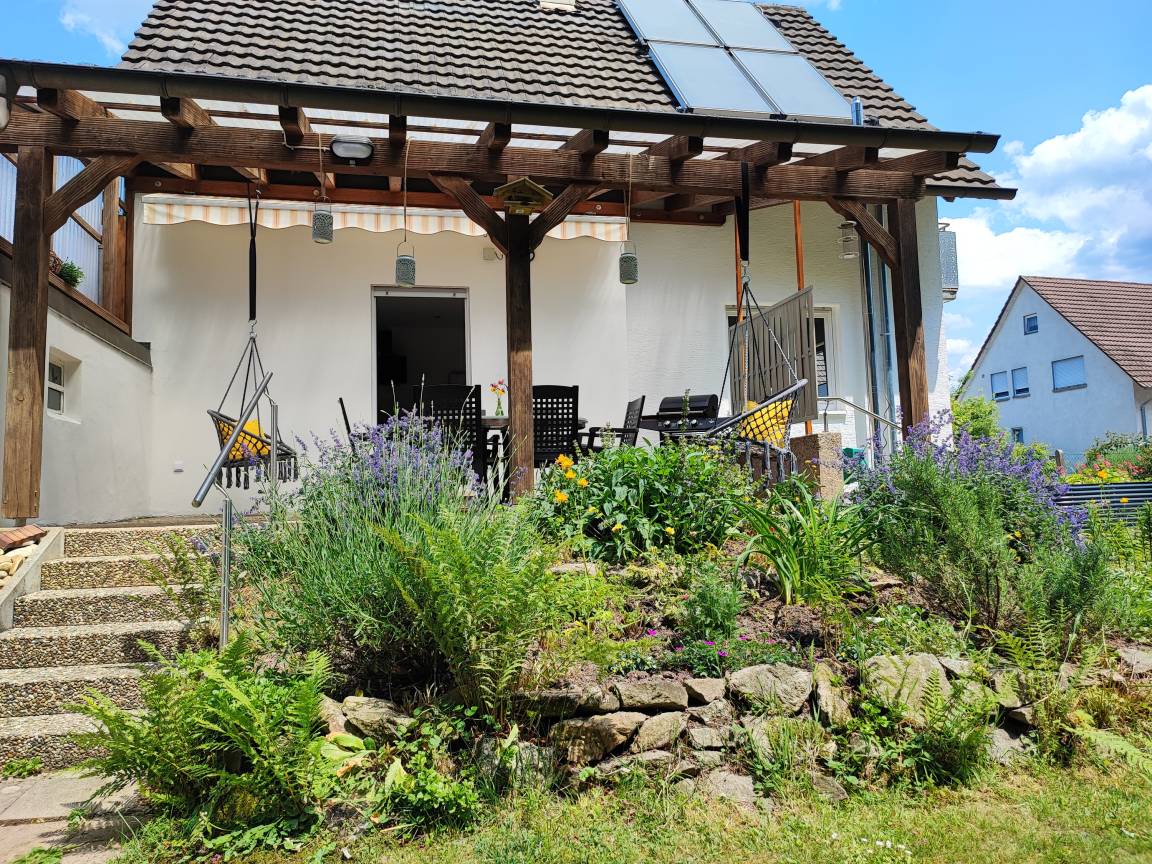 100 M² Ferienhaus ∙ 3 Schlafzimmer ∙ 6 Gäste - Bühl