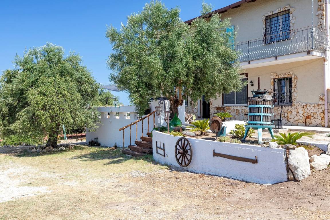 270 M² Villa ∙ 4 Habitaciones ∙ 10 Huéspedes - Sassari