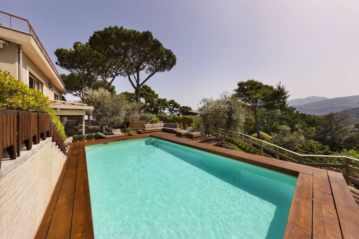 450 M² Villa ∙ 6 Bedrooms ∙ 12 Guests - Sorrento