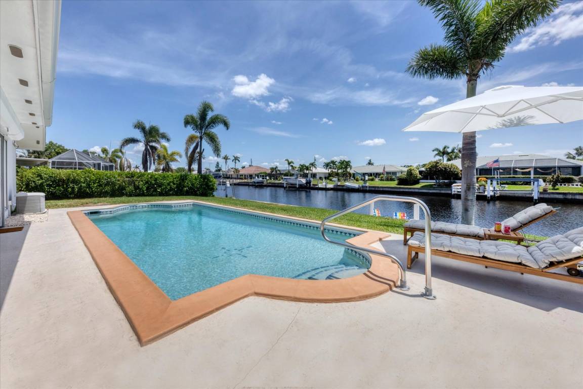 116 M² House ∙ 2 Bedrooms ∙ 6 Guests - Punta Gorda, FL