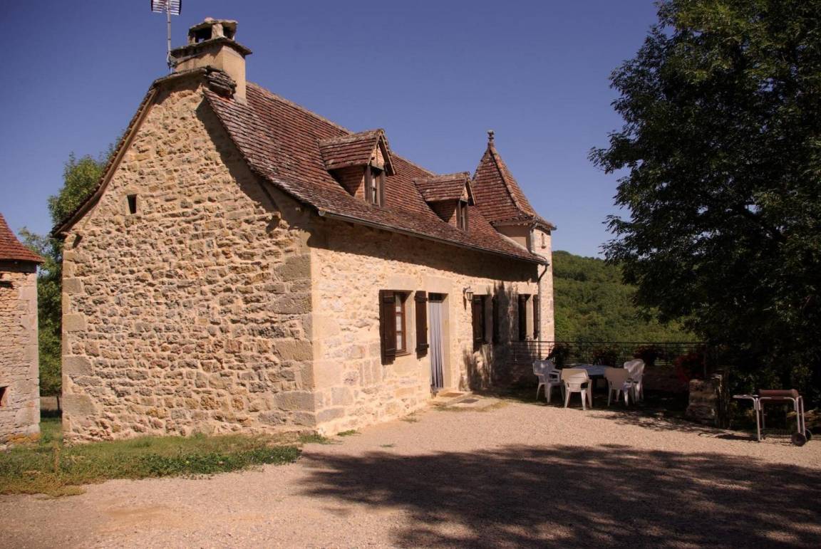 116 M² Gîte ∙ 4 Chambres ∙ 9 Personnes - Lot