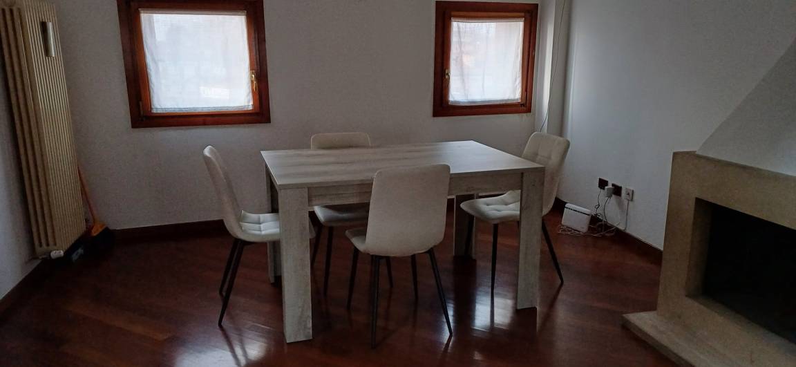 85 M² Ferienwohnung ∙ 3 Schlafzimmer ∙ 3 Gäste - Vicenza