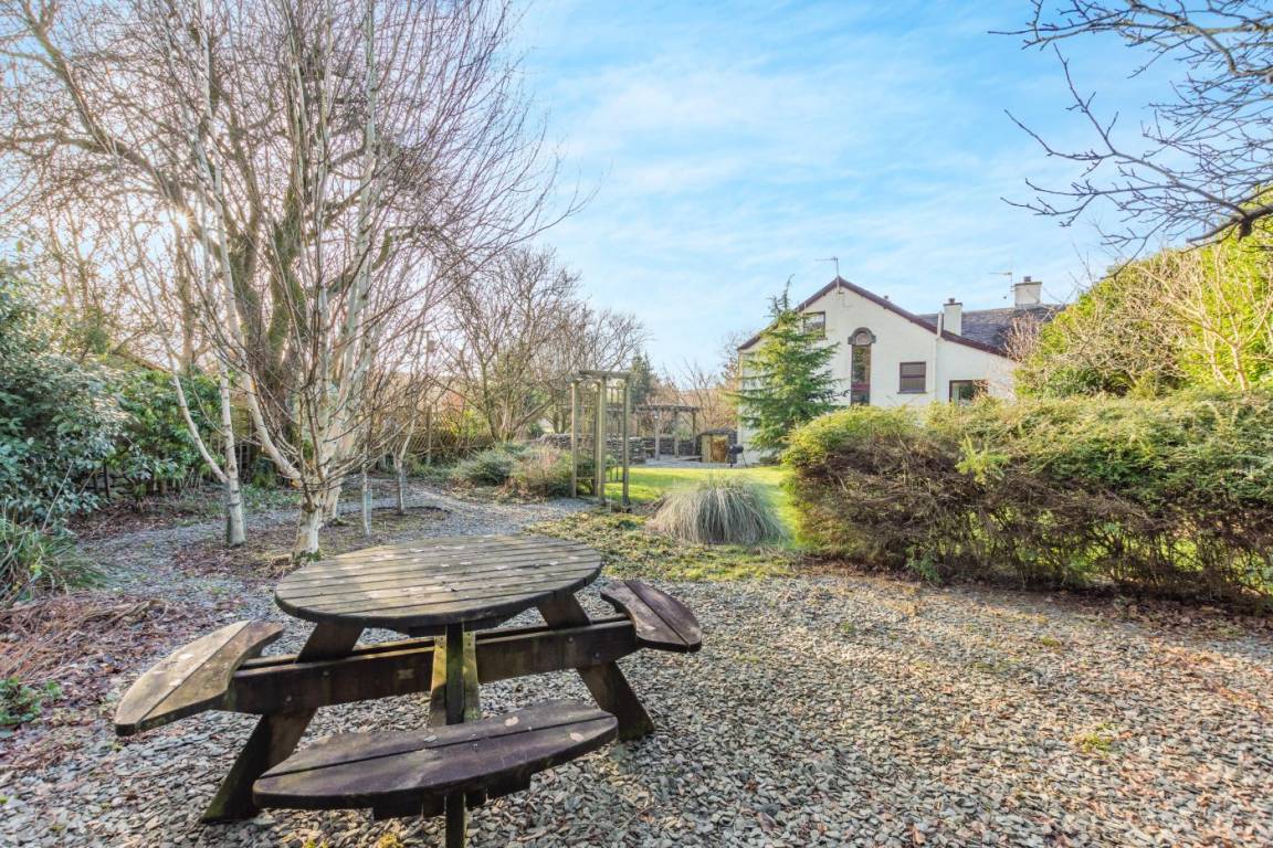 Cottage ∙ 6 Bedrooms ∙ 12 Guests - Newby Bridge