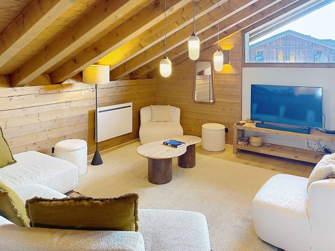 112 M² Ferienwohnung ∙ 4 Schlafzimmer ∙ 8 Gäste - La Thuile