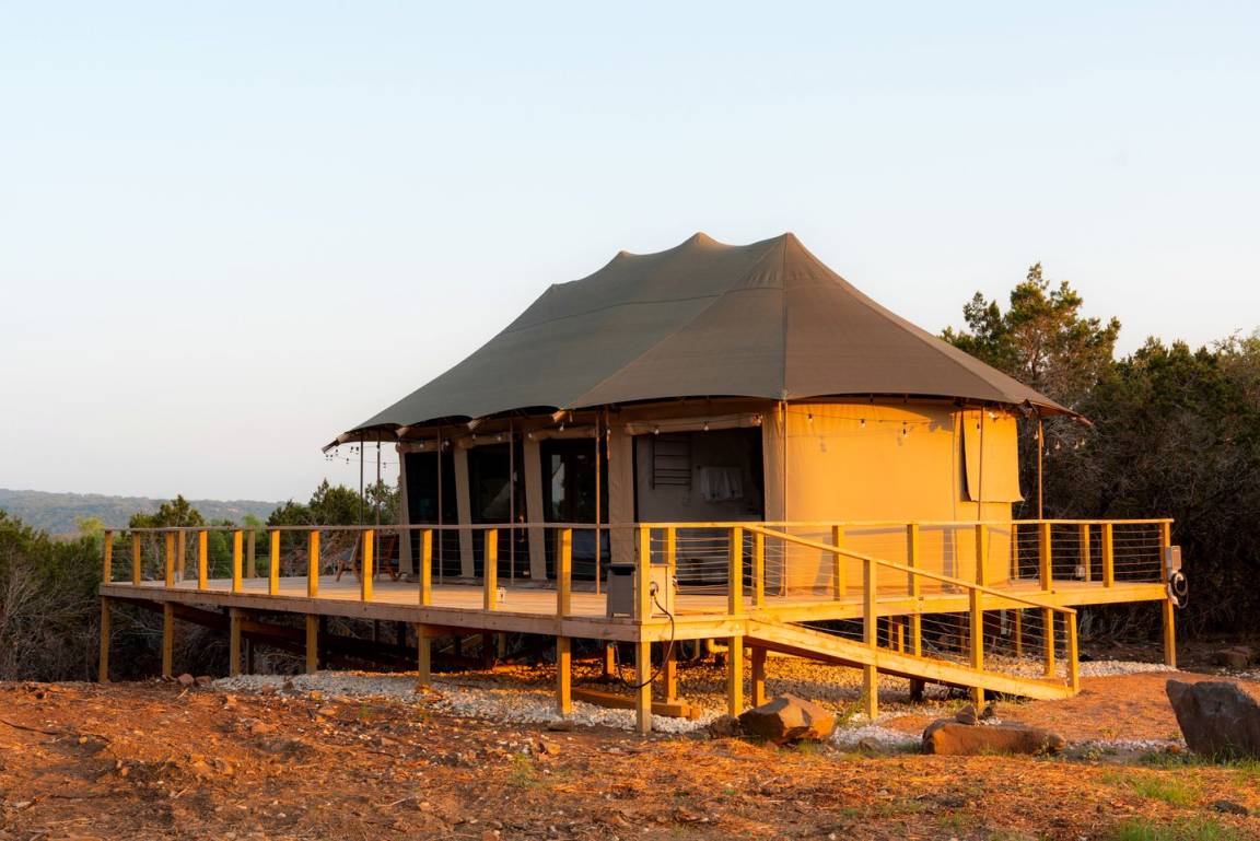 Camping-unterkunft ∙ 1 Schlafzimmer ∙ 4 Gäste - Marble Falls, TX
