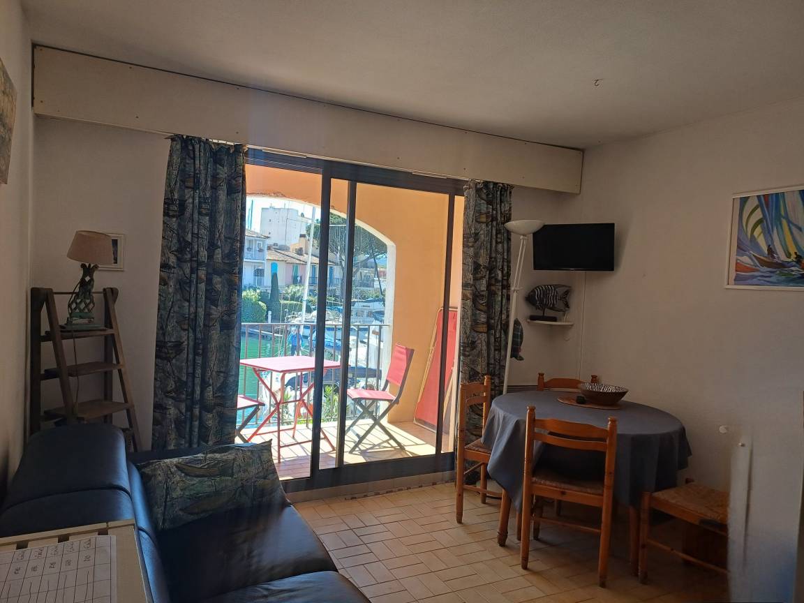 22 M² Apartment ∙ 1 Bedroom ∙ 4 Guests - Grimaud
