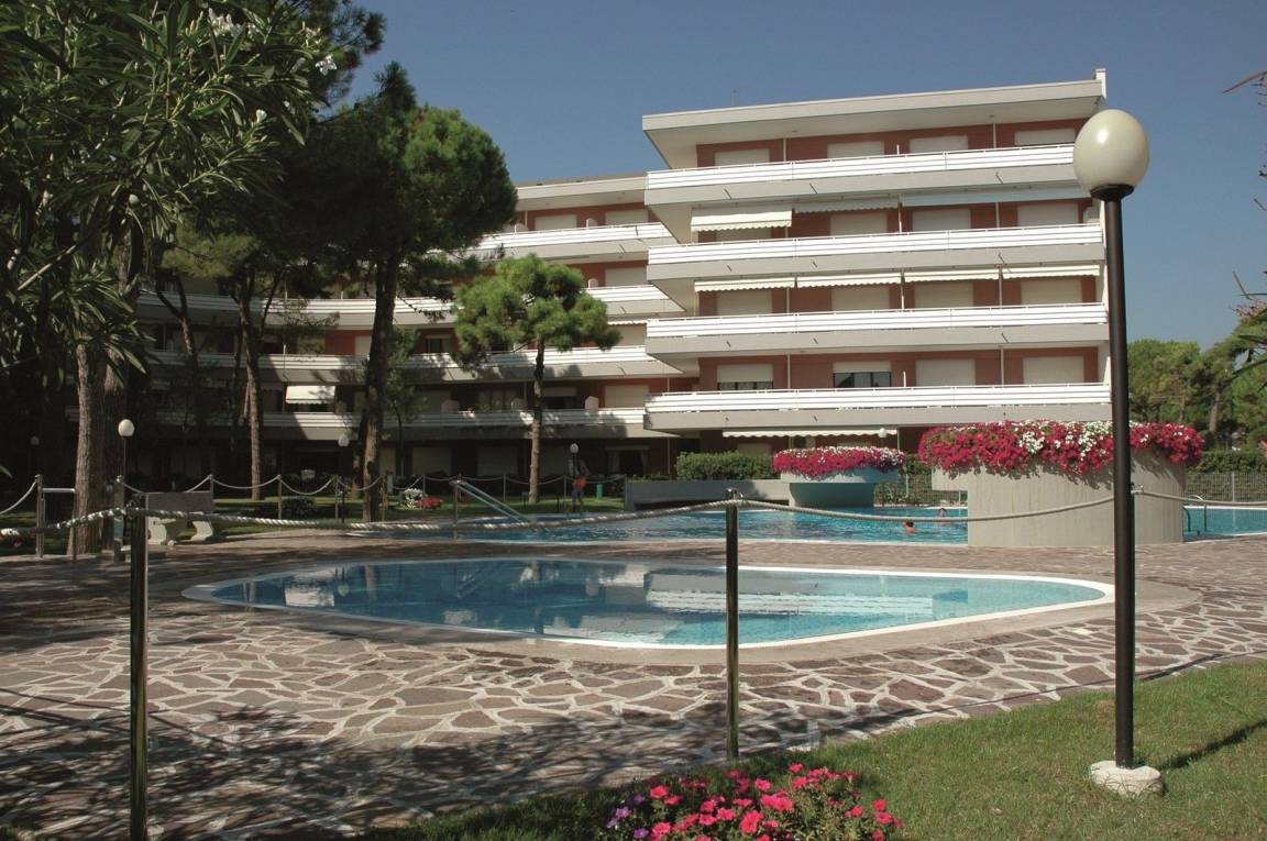 40 M² Appartement ∙ 2 Slaapkamers ∙ 4 Gasten - Lignano Sabbiadoro