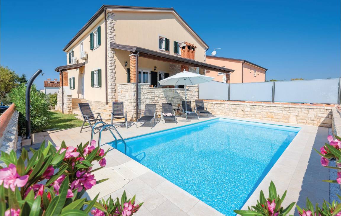 131 M² Maisonette ∙ 3 Bedrooms ∙ 6 Guests - Umag
