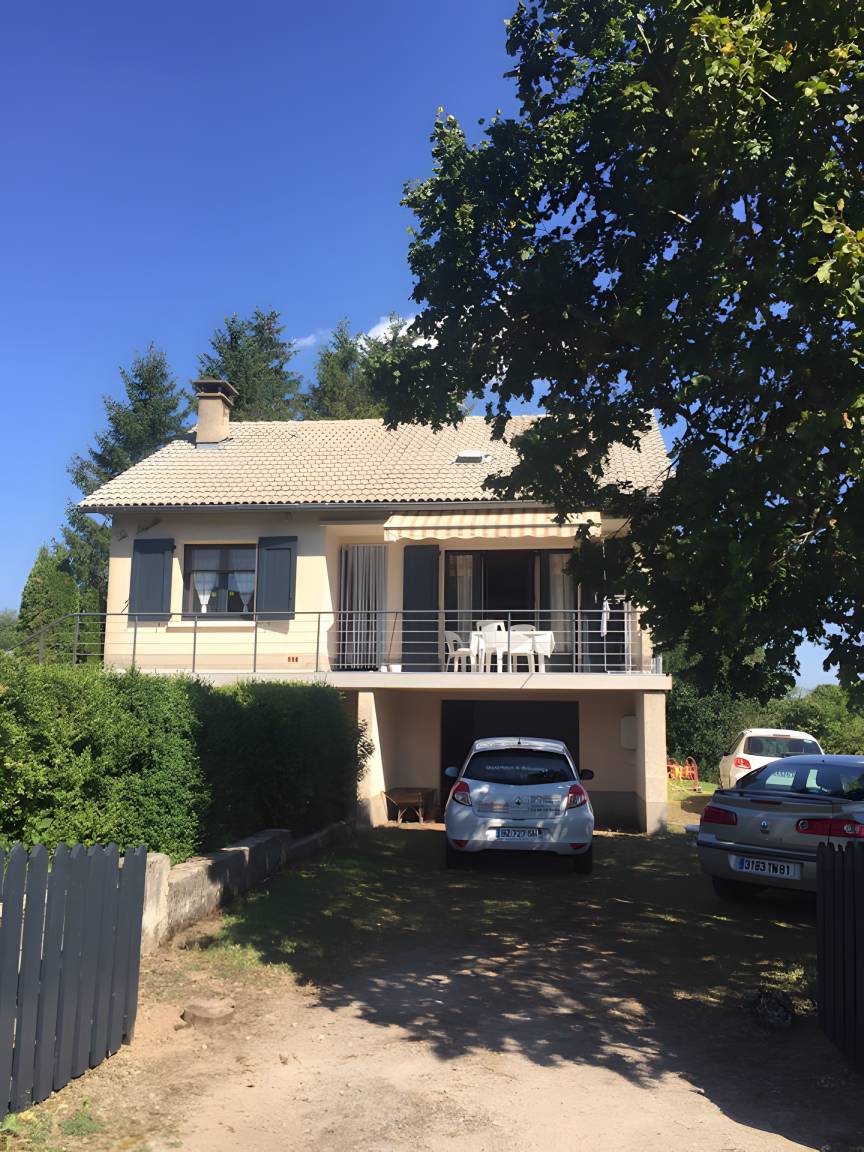 90 M² Huis ∙ 2 Slaapkamers ∙ 5 Gasten - Salles-Curan