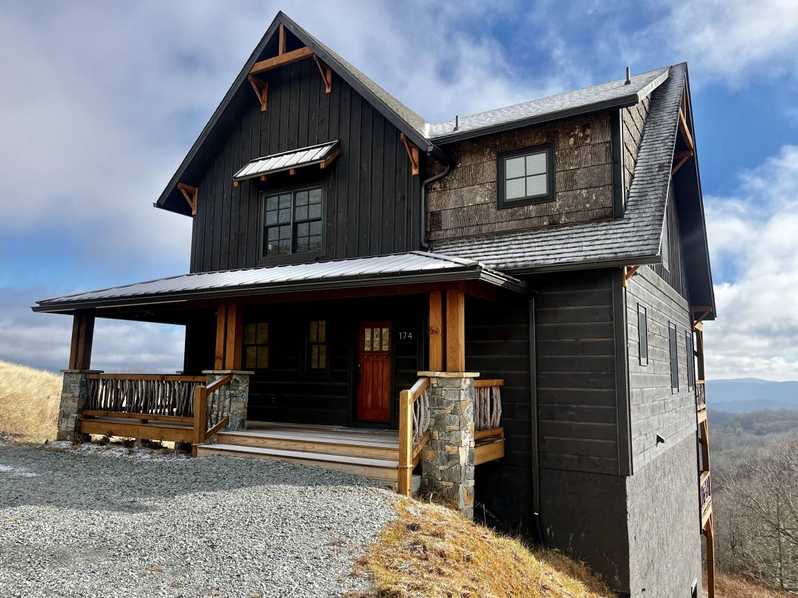 House ∙ 3 Bedrooms ∙ 6 Guests - Banner Elk, NC