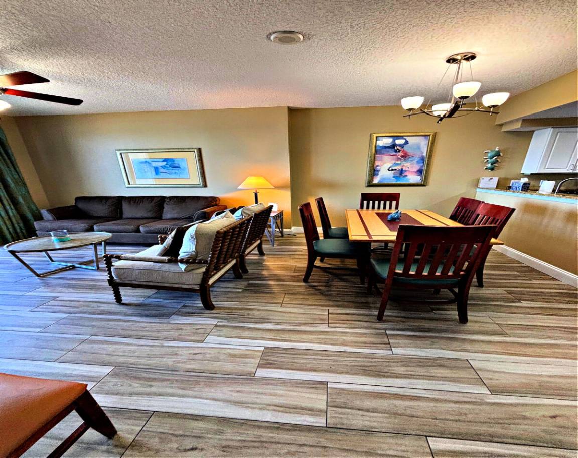 139 M² Condo ∙ 3 Bedrooms ∙ 11 Guests - Daytona Beach